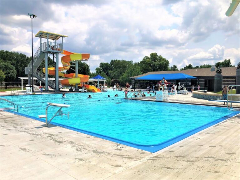 Harvest Park Pool | Waters Edge Aquatic Design